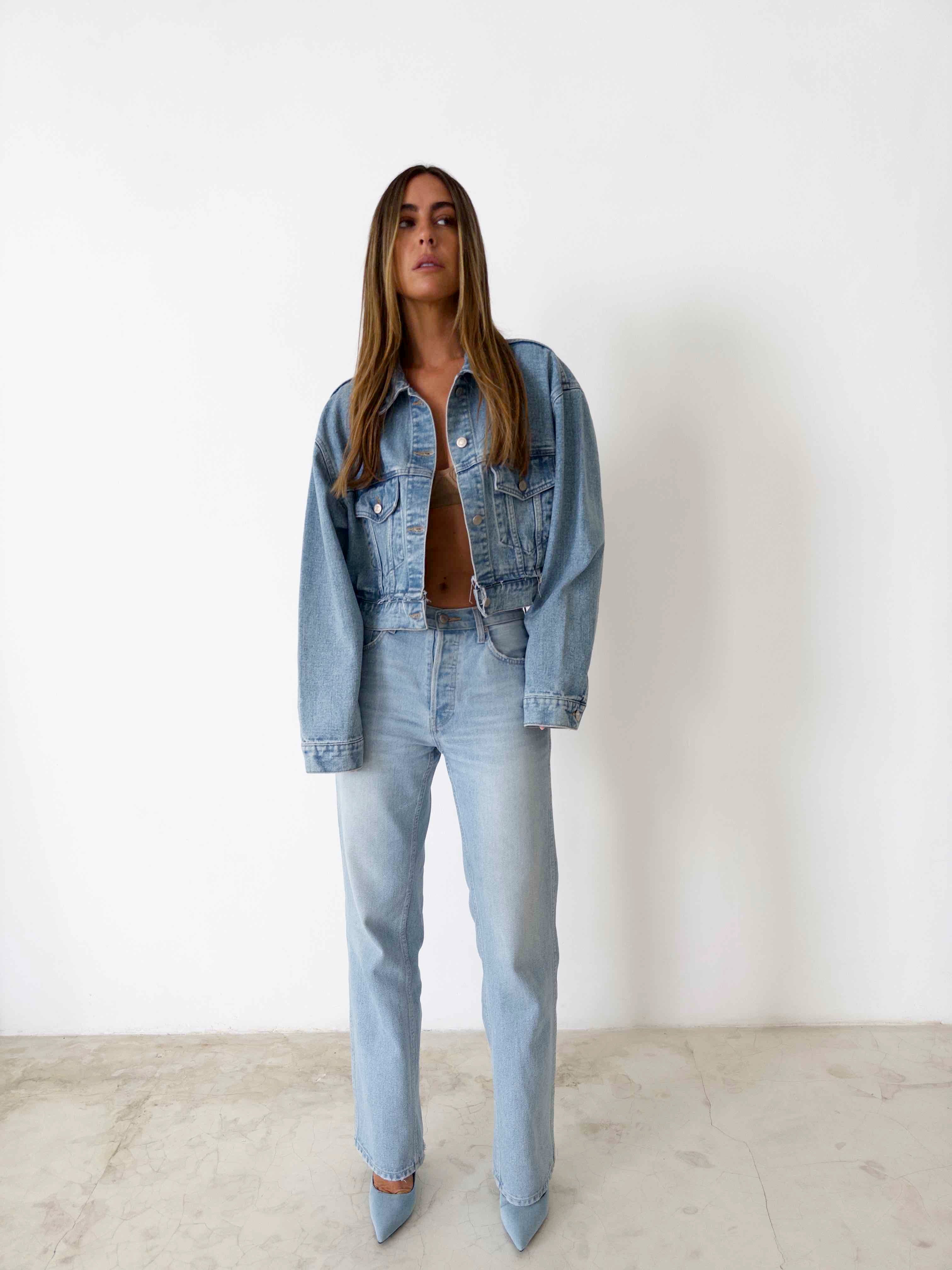 JEANS 01 in LIGHT BLUE – Les.Basics