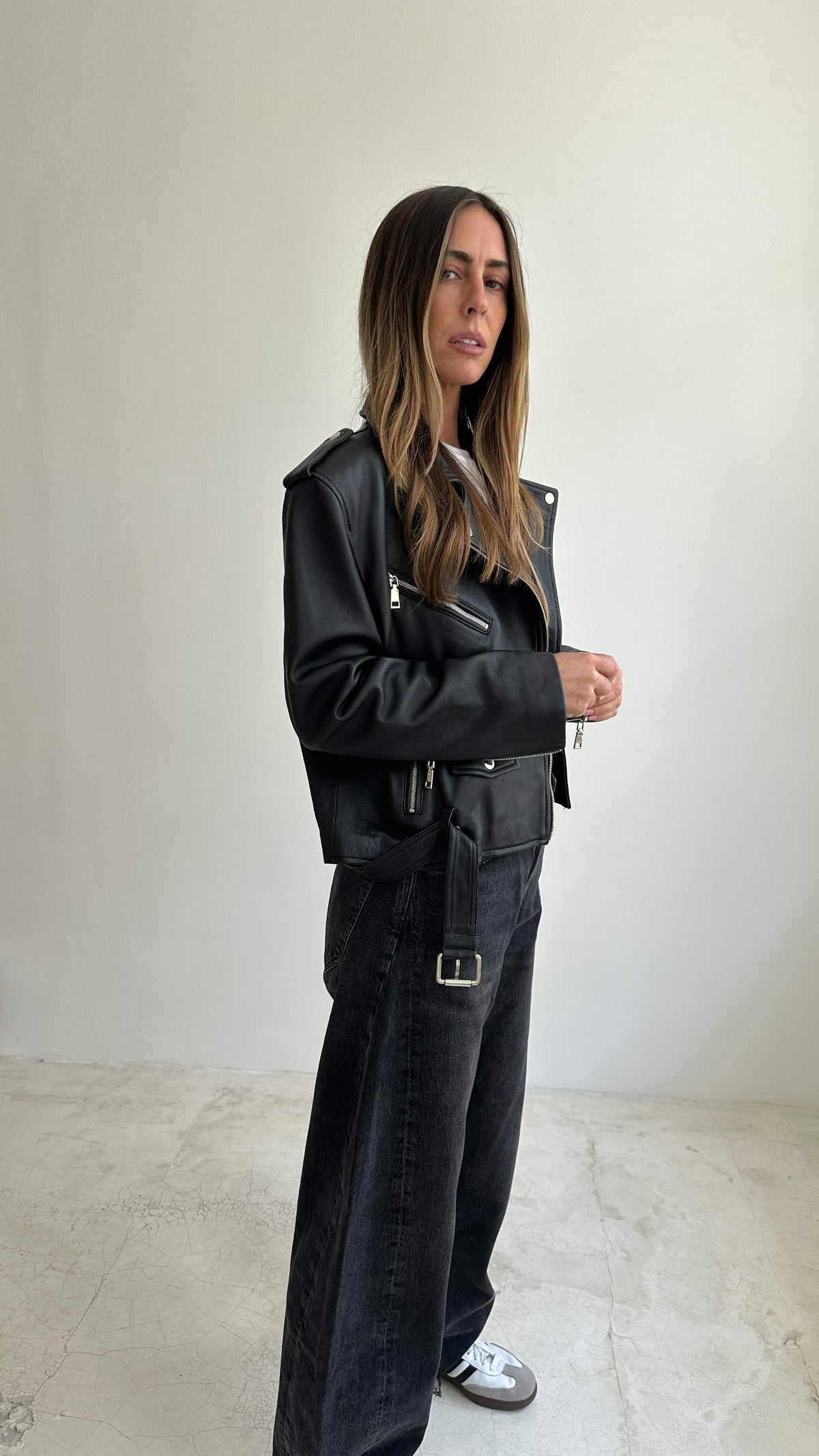 BASIC LEATHER JACKET in BLACK – Les.Basics
