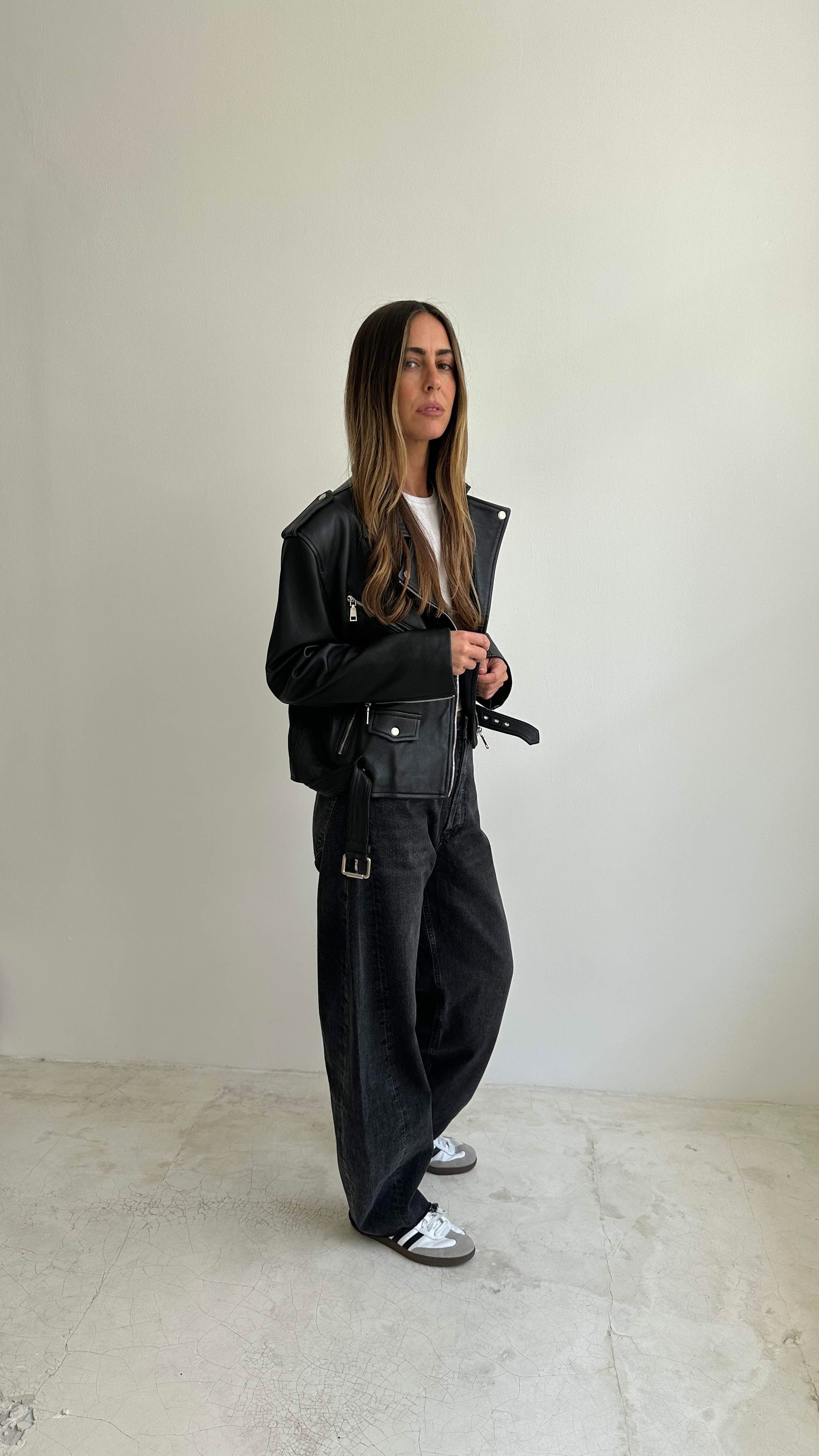 BASIC LEATHER JACKET in BLACK – Les.Basics
